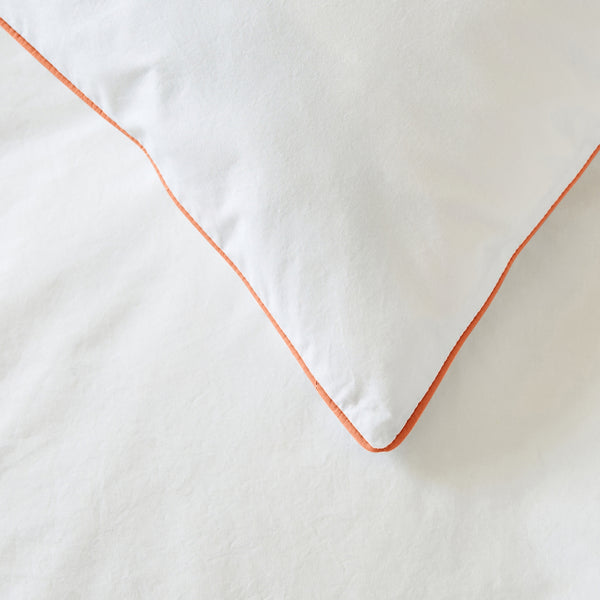 White 400 Thread Count Piped Edge Duvet Cover with Pink Trim | Bed ...