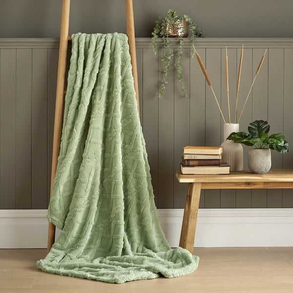 Frosty Green Cable Knit Pattern Throw | Bed & Bath Emporium – Bed and ...